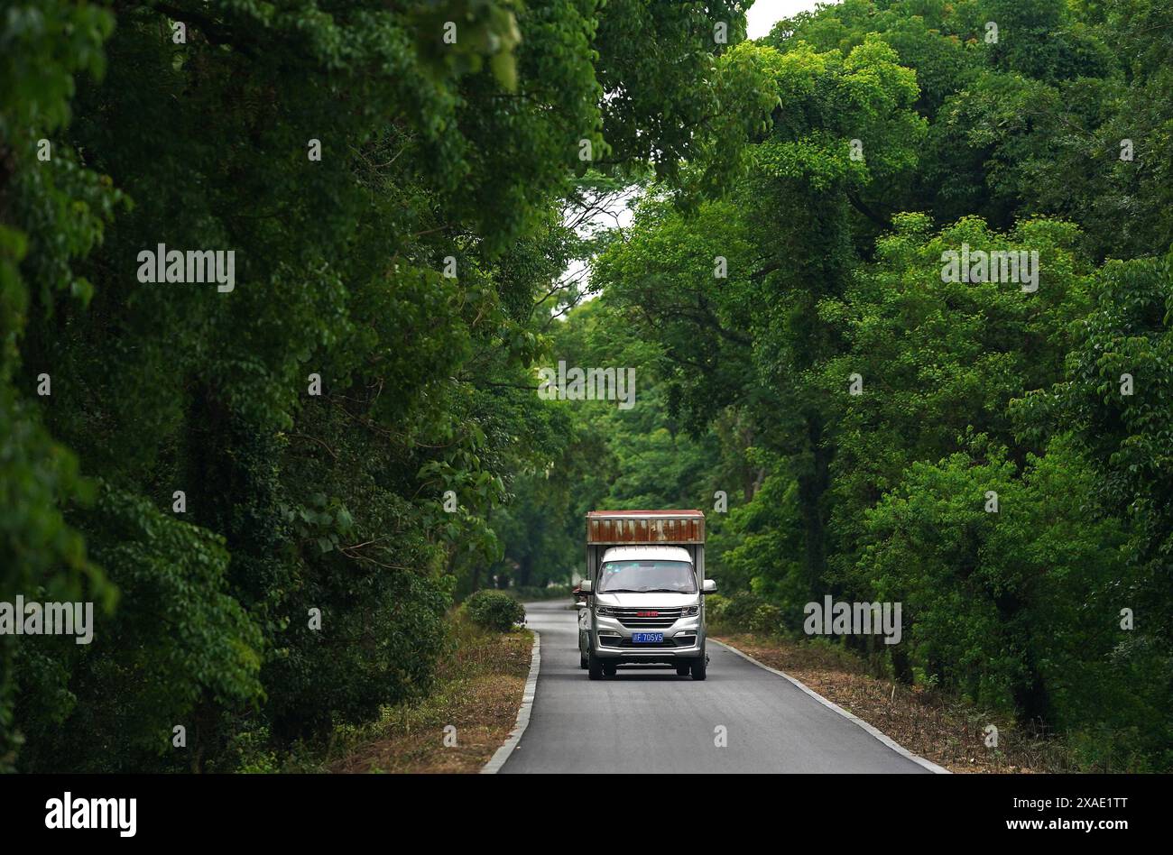 Junior high play stage hi-res stock photography and images - Alamy