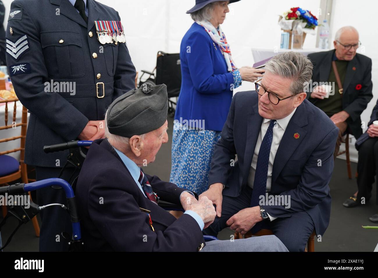 Labour leader Sir Keir Starmer meets RAF D-Day veteran Bernard Morgan ...