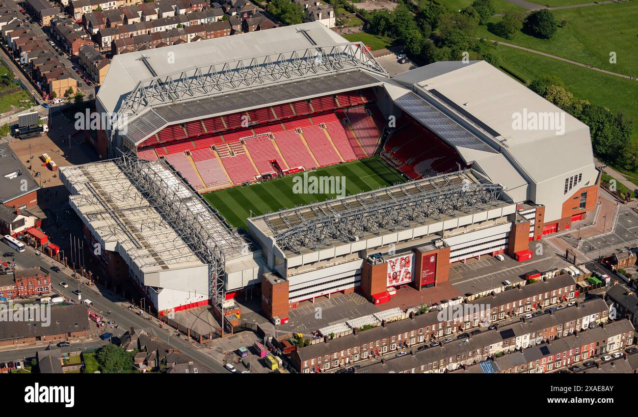 Aerial photo of Anfield Stadium from 1500 feet Stock Photo - Alamy