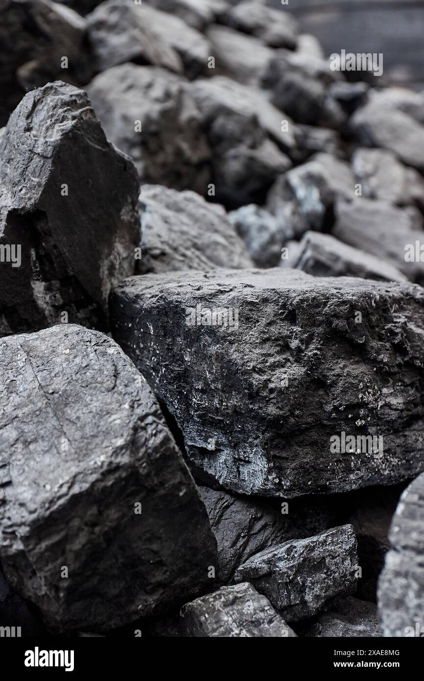 Black coal for fossil energy Stock Photo - Alamy