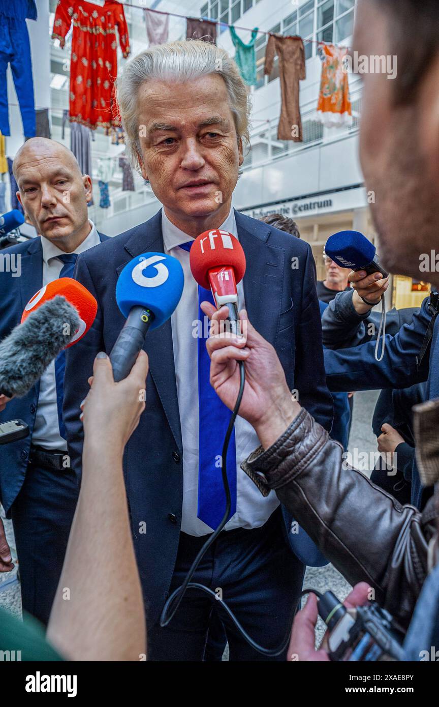 PVV leader Geert Wilders answers question by the press, after casting ...