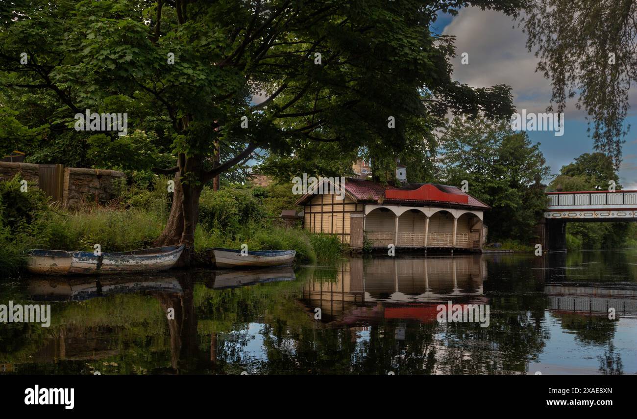 Image of the old Ashley Terrace Boathouse, in Edinburgh's Union Canal ...