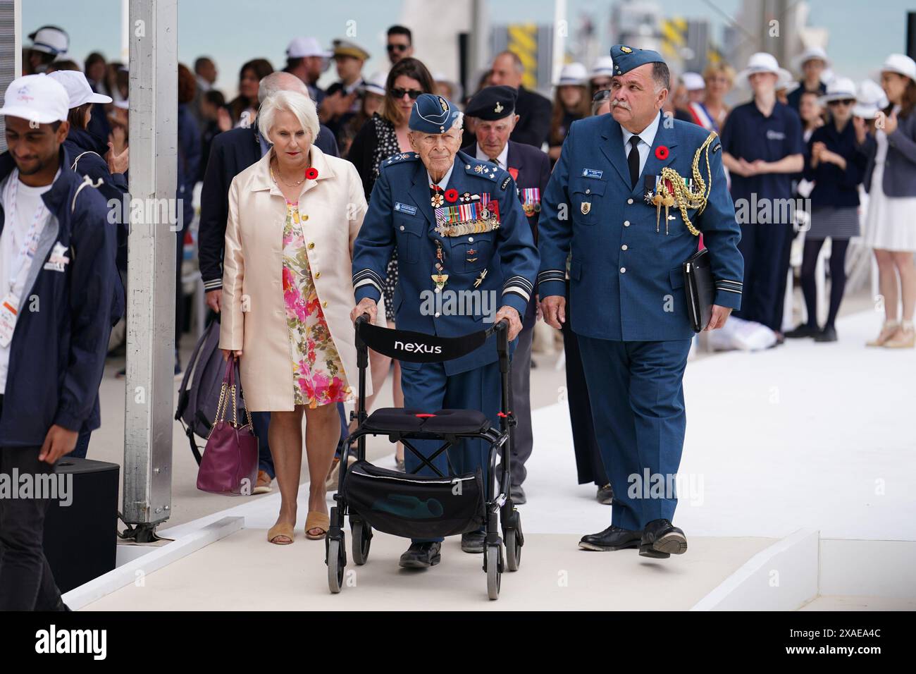 Canada's most decorated military veteran, Major-General Richard Rohmer ...