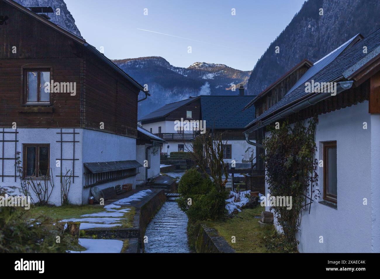 photography of the small Austrian town of Hallstatt in Alpine mountains ...
