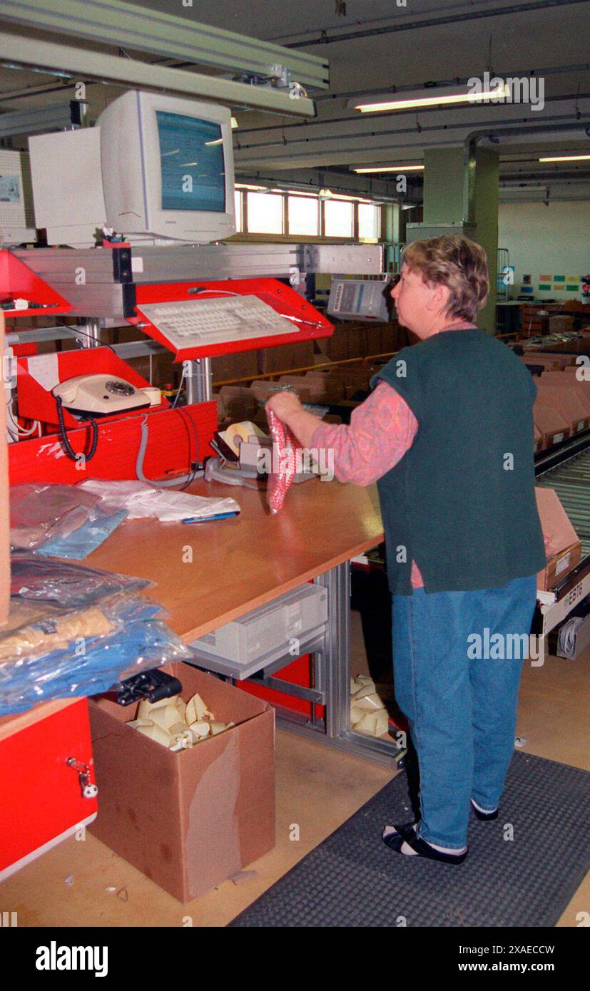 sorting system for letters and parcels for transportation sorting ...