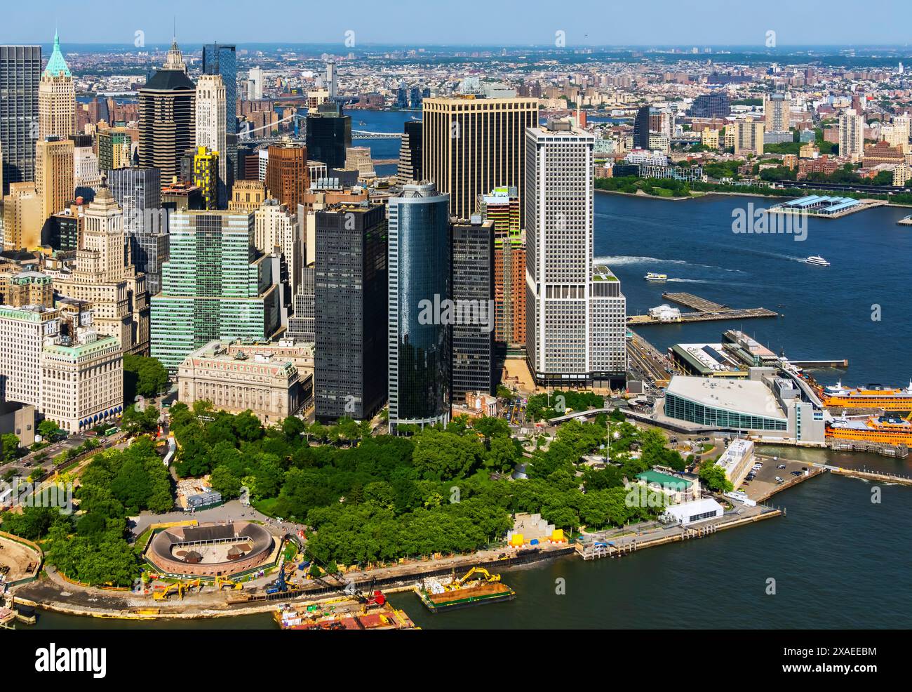 Iconic downtown manhattan financial district hi-res stock photography ...