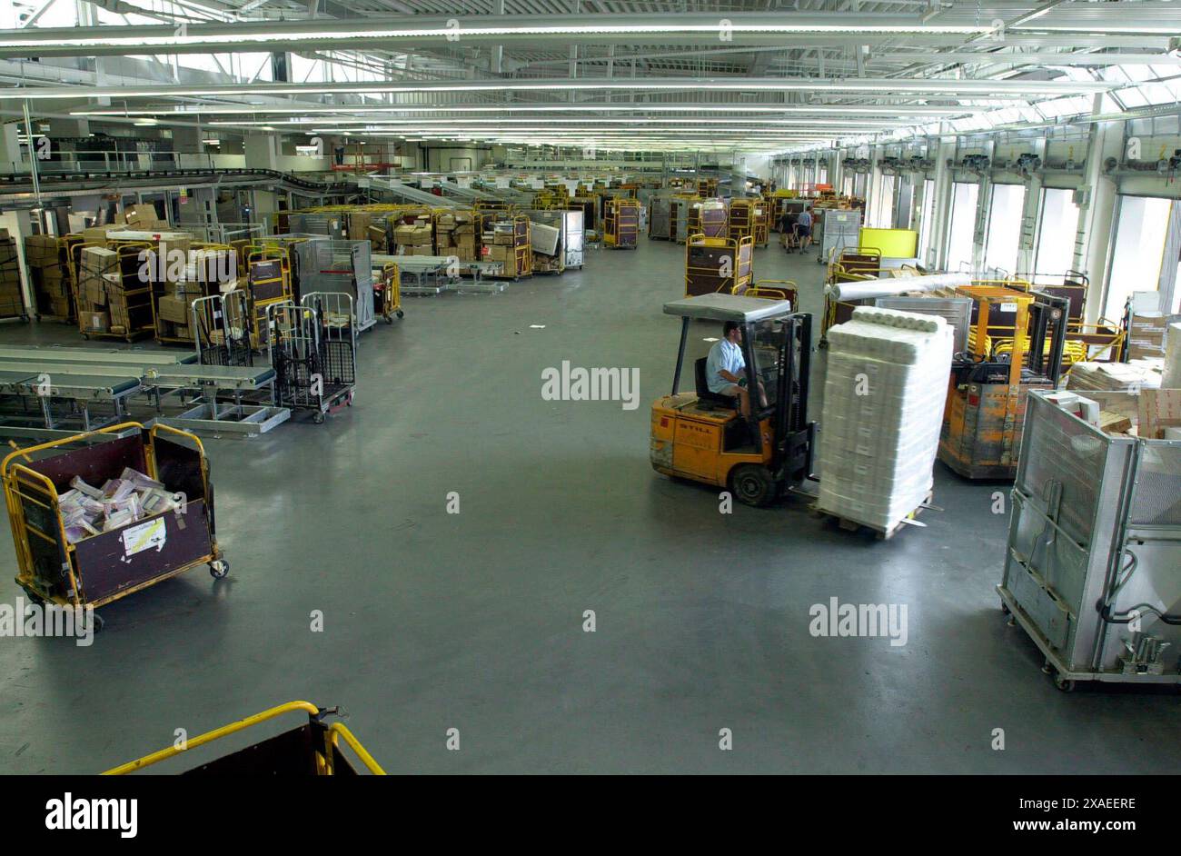 sorting system for letters and parcels for transportation sorting ...