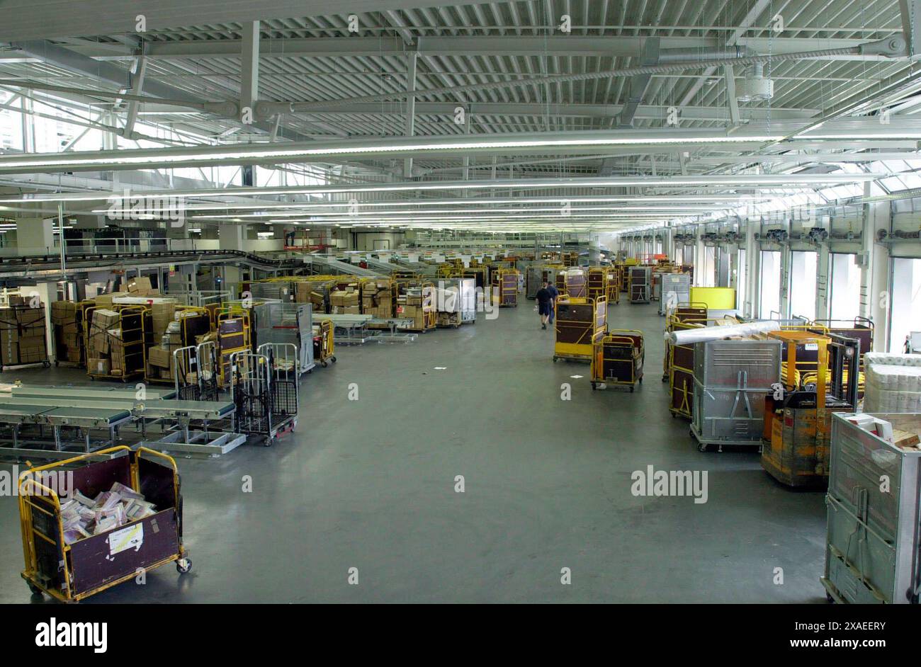 sorting system for letters and parcels for transportation sorting ...