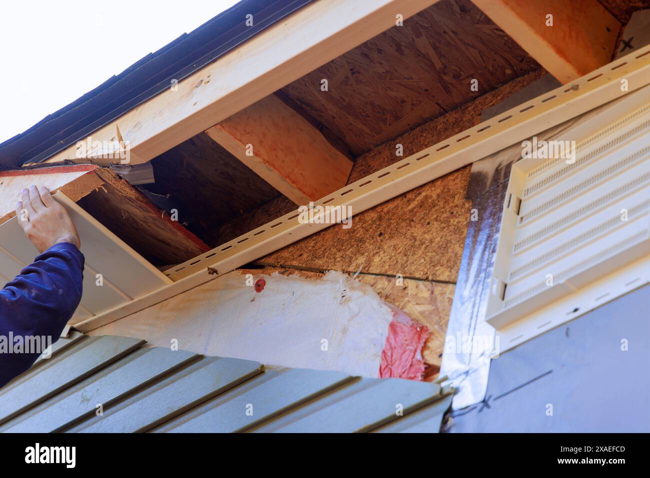 Upvc fascia board hi-res stock photography and images - Alamy