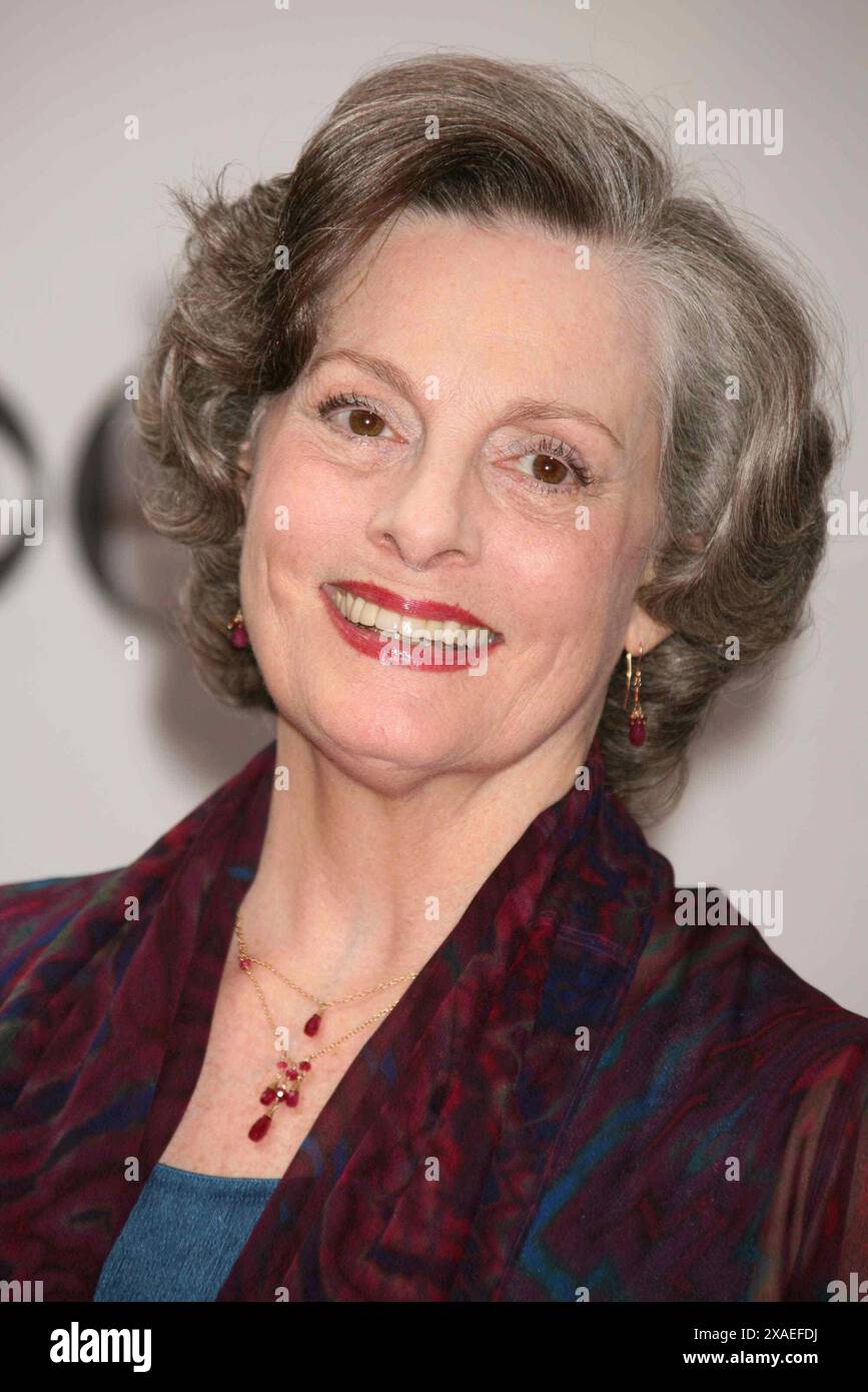 Dana Ivey attends The 2007 Tony Awards at Radio City Music Hall in New ...