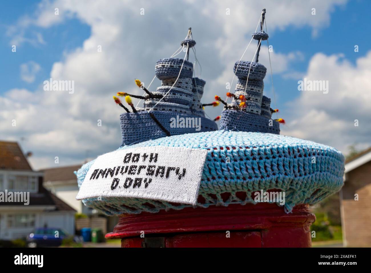 Poole, Dorset, UK. 6th June 2024. Postbox topper tribute to commemorate ...