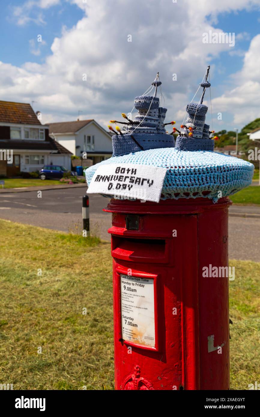 Poole, Dorset, UK. 6th June 2024. Postbox topper tribute to commemorate ...