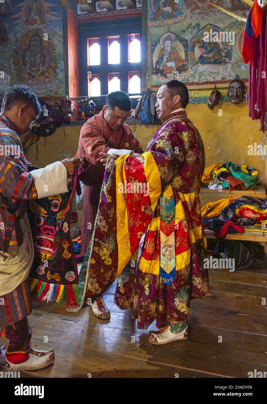 Preparation of the dance of the hats in Ura Yakchoe festival, Bumthang ...