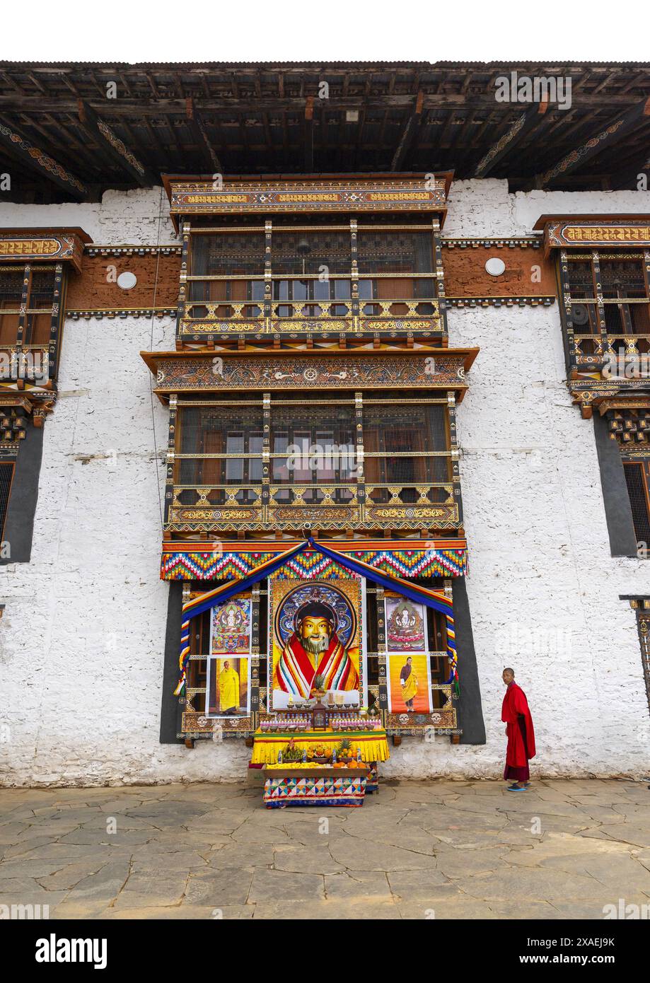 Bhutanese monk in Tashigang gonpa, Punakha dzongkhag, Punakha, Bhutan ...