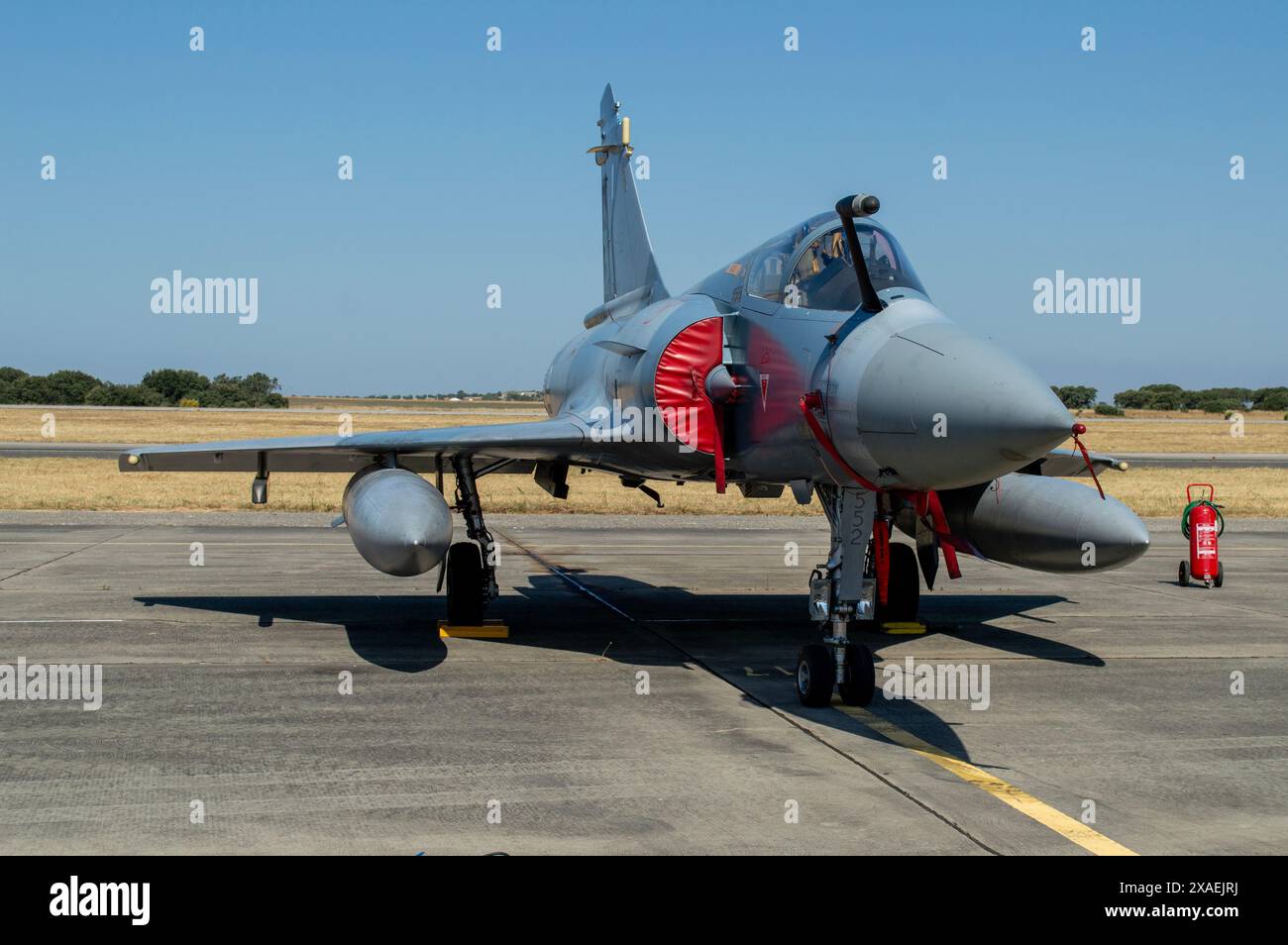 Mirage 2000 delta wing fighter plane Stock Photo - Alamy