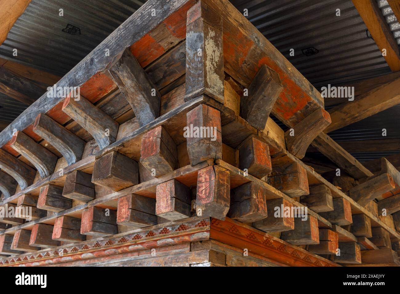 Drakarpo monastery wooden beams, Paro, Drakarpo, Bhutan Stock Photo - Alamy