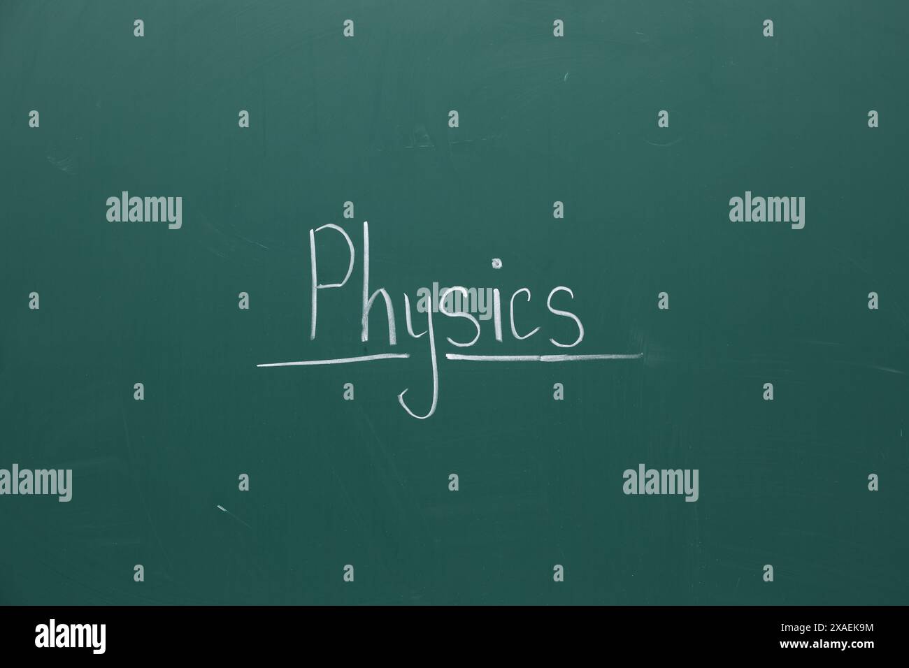Word Physics written with chalk on green board Stock Photo - Alamy