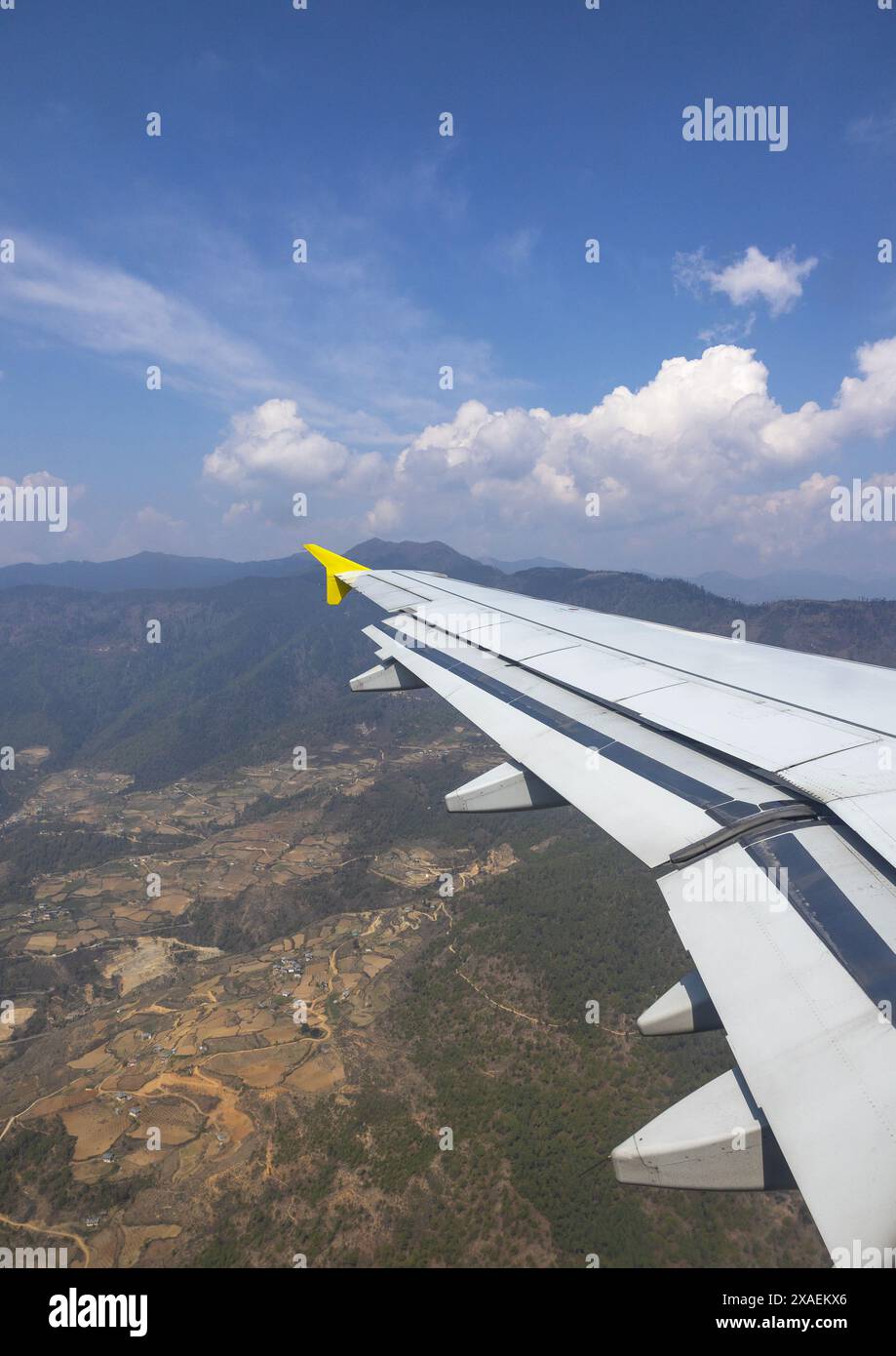 Bhutan paro plane hi-res stock photography and images - Alamy