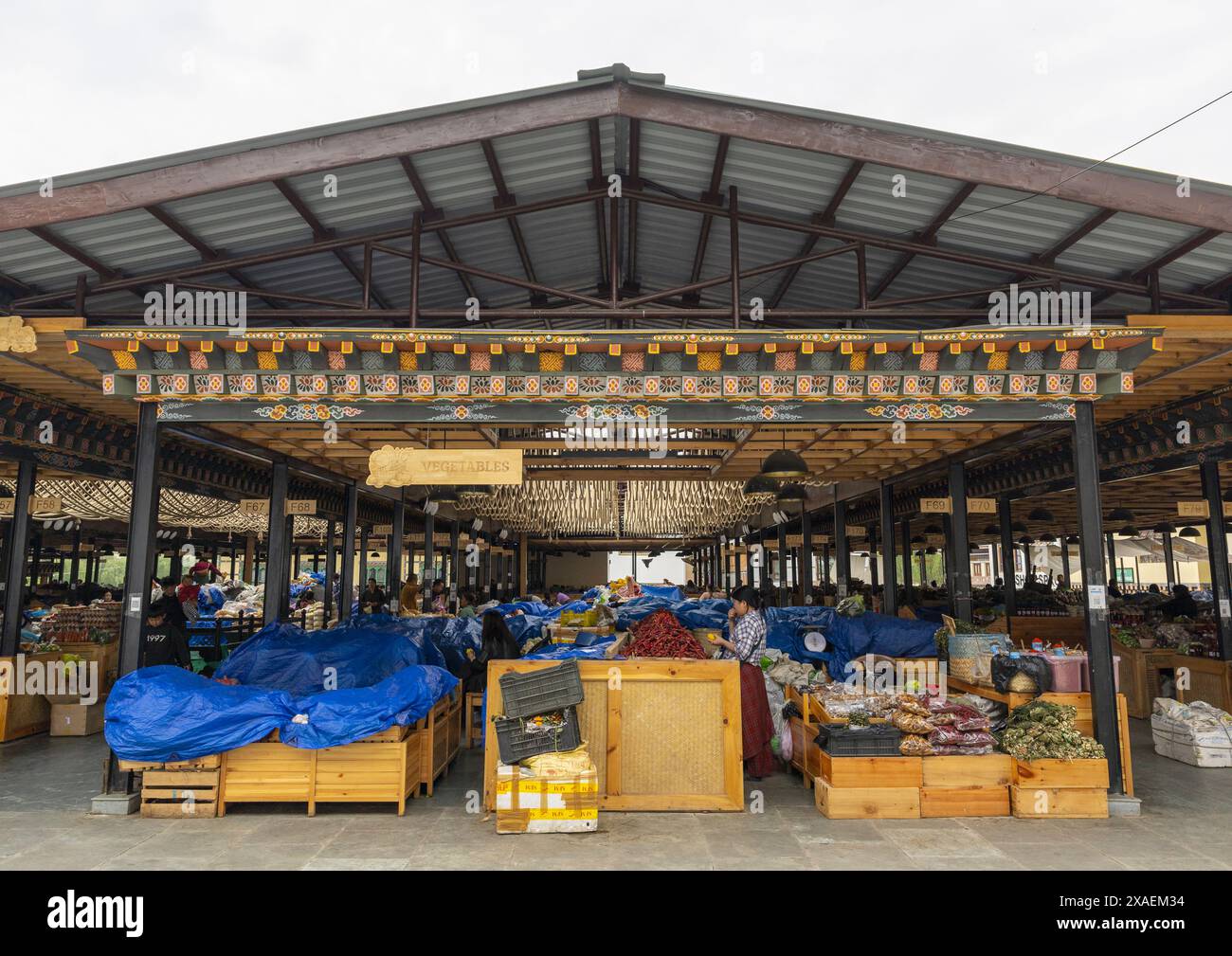 Kaja Throm Centenary farmers market, Chang Gewog, Thimphu, Bhutan Stock ...