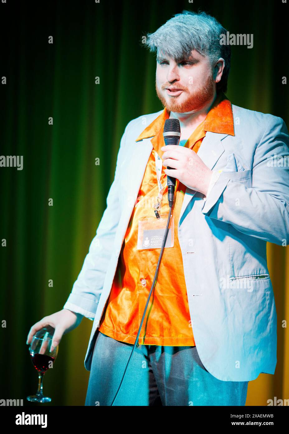 Luke Nixon as Jim Midge, Character Comedian, Human Menagerie Cabaret ...