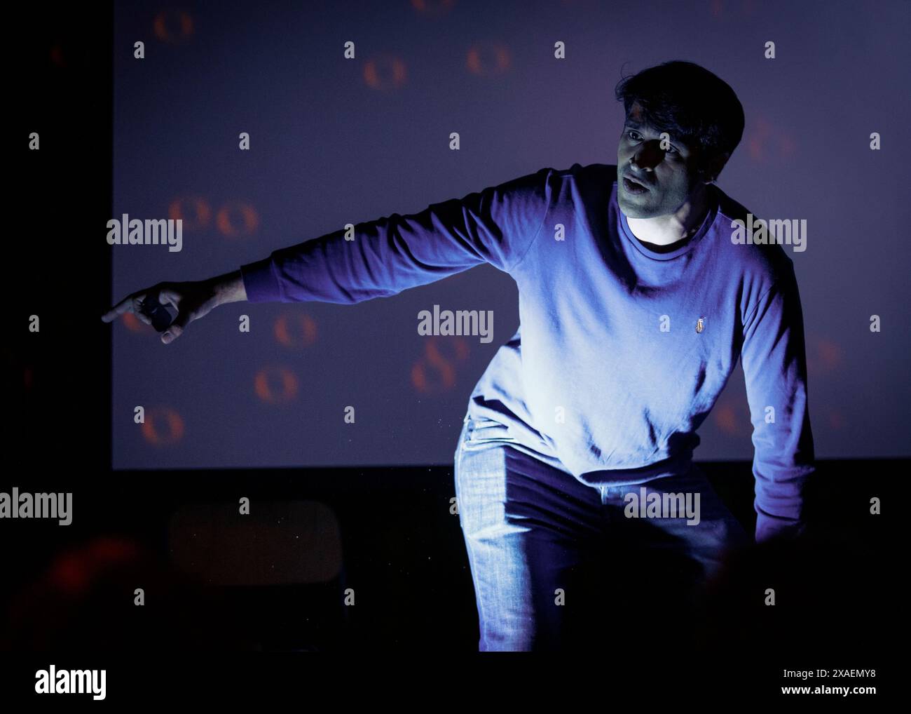 Jaz Mattu, Comedian, Human Menagerie Cabaret Show, Southend-on-Sea ...