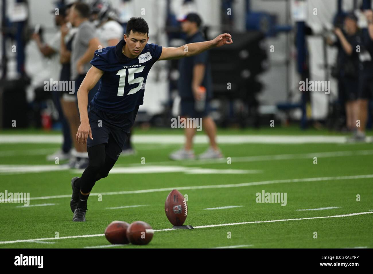 Houston Texans place kicker Ka'imi Fairbairn (15) during the Houston ...