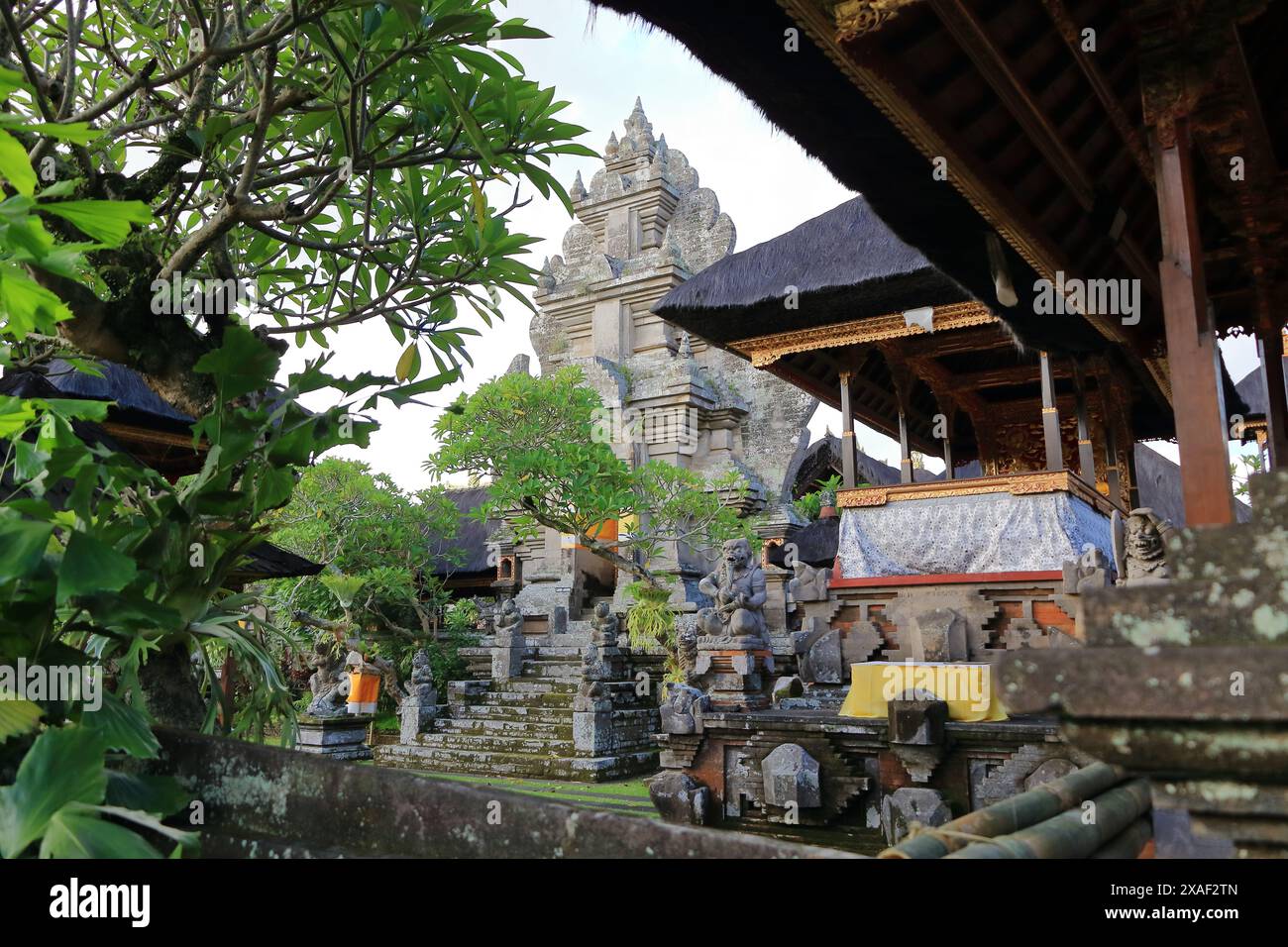 Pura Desa Batuan temple in Ubud, Bali in Indonesia Stock Photo - Alamy