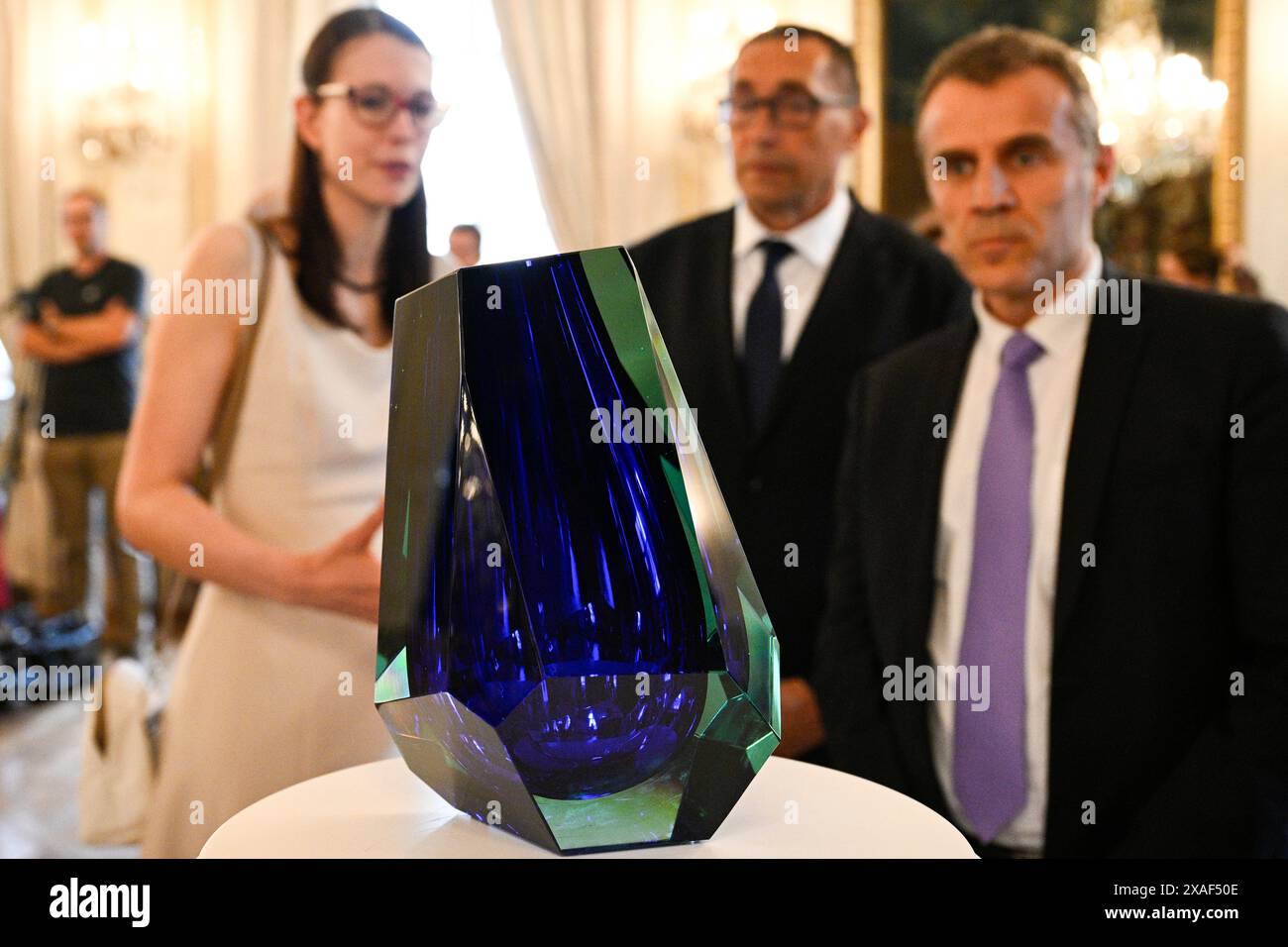 The Ambassador of France to the Czech Republic, Stephane Crouzat (right ...