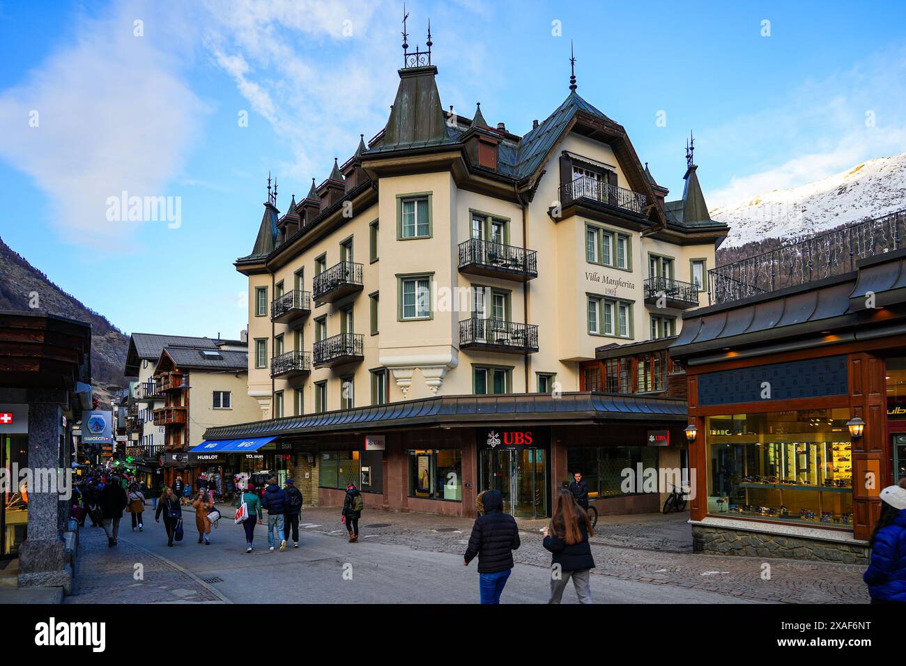 Luxury mansion in the shopping street of Bahnhofstrasse ("Station ...