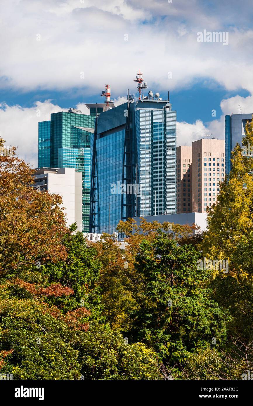 Modern architecture in Japan. The Shiodome Sio-Site skyscrapers in ...