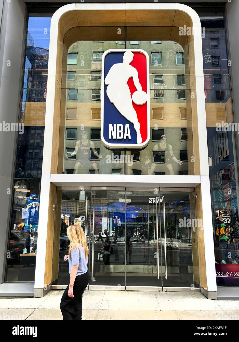 Nba logo hi-res stock photography and images - Alamy