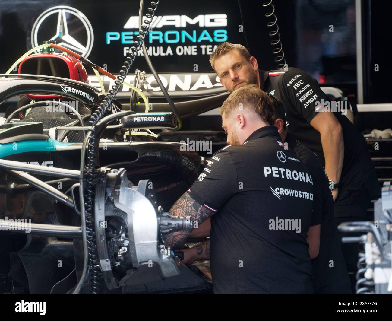Montreal, Canada. 6 June 2024. Mercedes-AMG Petronas F1 team mechanic ...