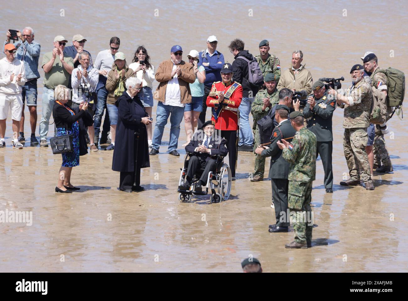 Arromanches, Normandy, France. 6th June 2024. Operation Overlord and ...