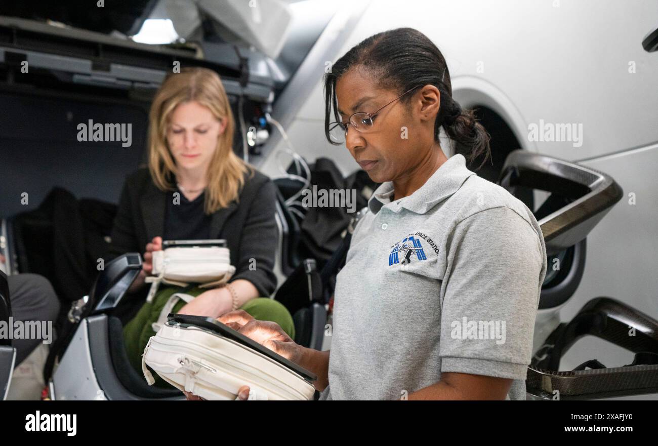 Hawthorne, California, USA. 22nd Nov, 2023. SpaceX Crew-9 members ...