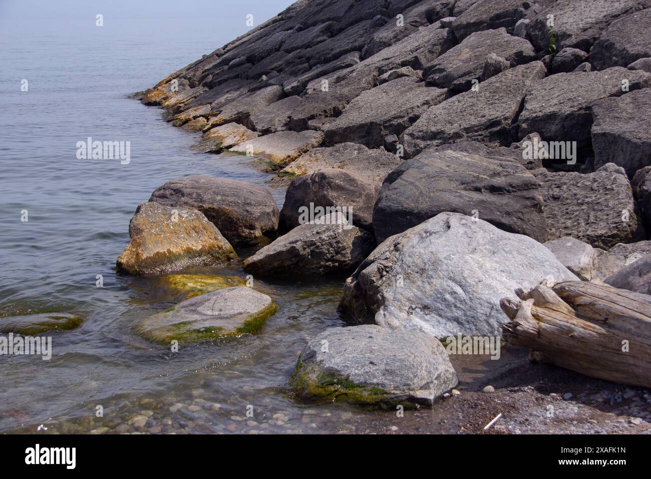Breakwater in Lake Ontario Stock Photo - Alamy