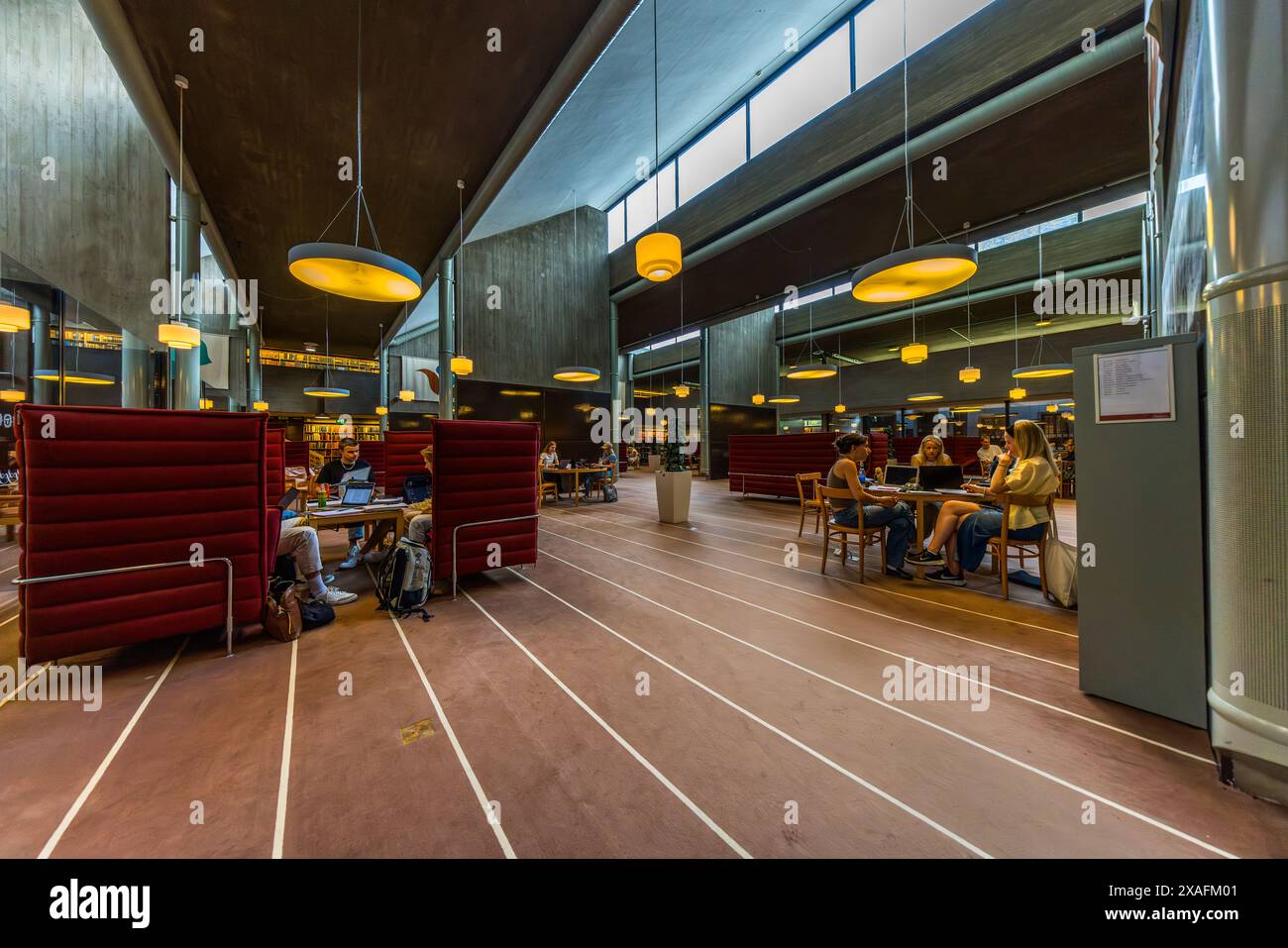 Modern extension with meeting and study rooms for students. The ...