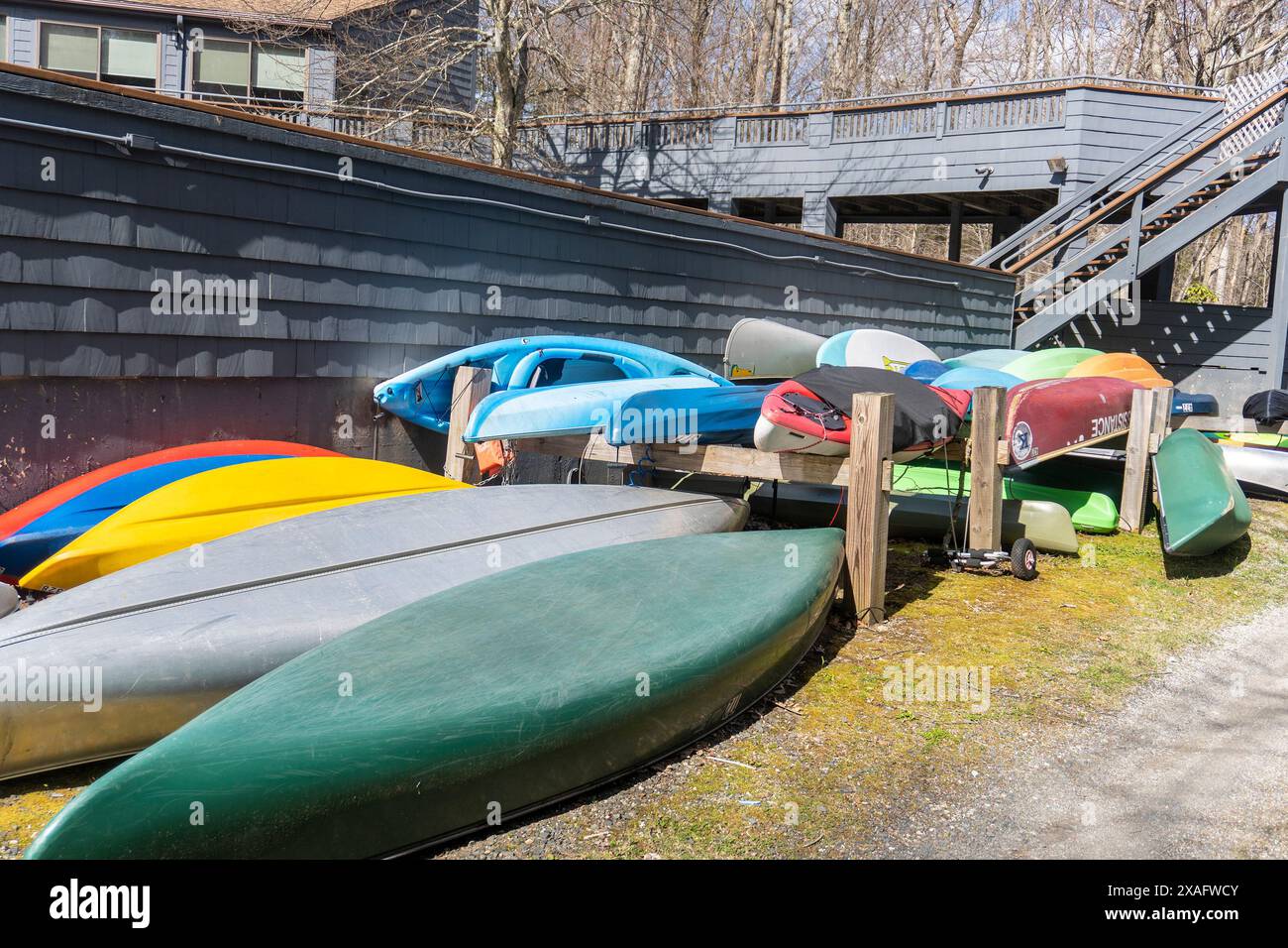 Canoes kayaks! kayaks! hi-res stock photography and images - Alamy