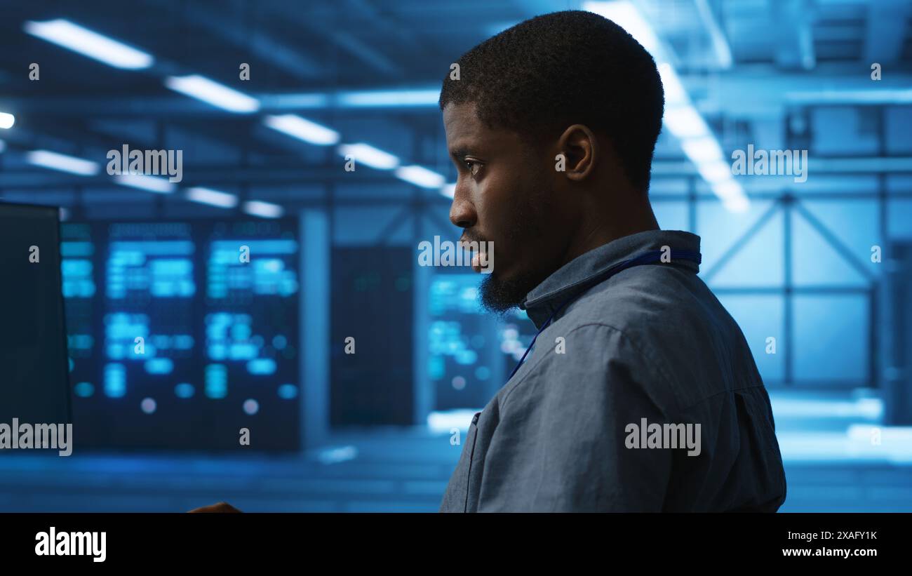 Progtammer hi-res stock photography and images - Alamy