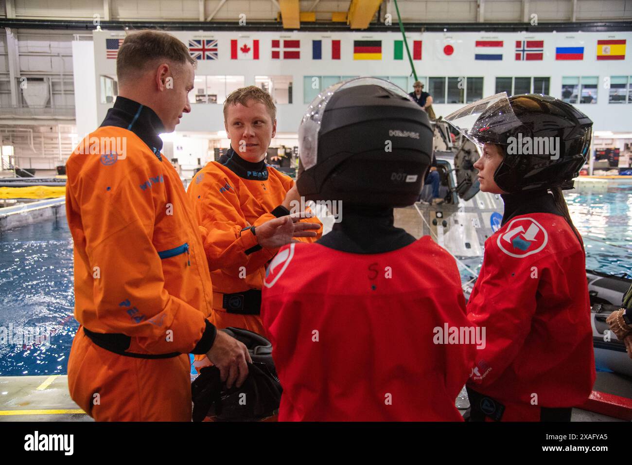 Hawthorne, California, USA. 3rd Nov, 2023. (From left) NASA astronaut ...