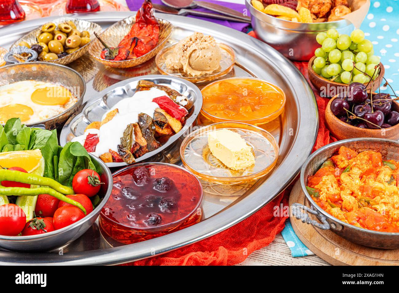 Traditional Turkish Breakfast Table (Serpme Kahvalti). Traditional ...