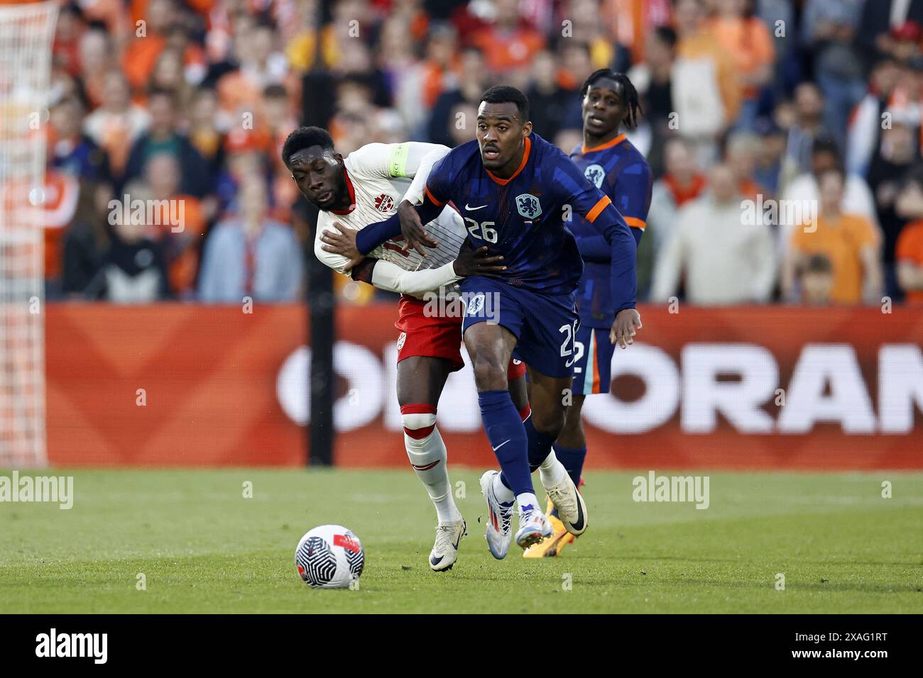 ROTTERDAM - (l-r) Alphonso Davies of Canada, Ryan Gravenberch of ...