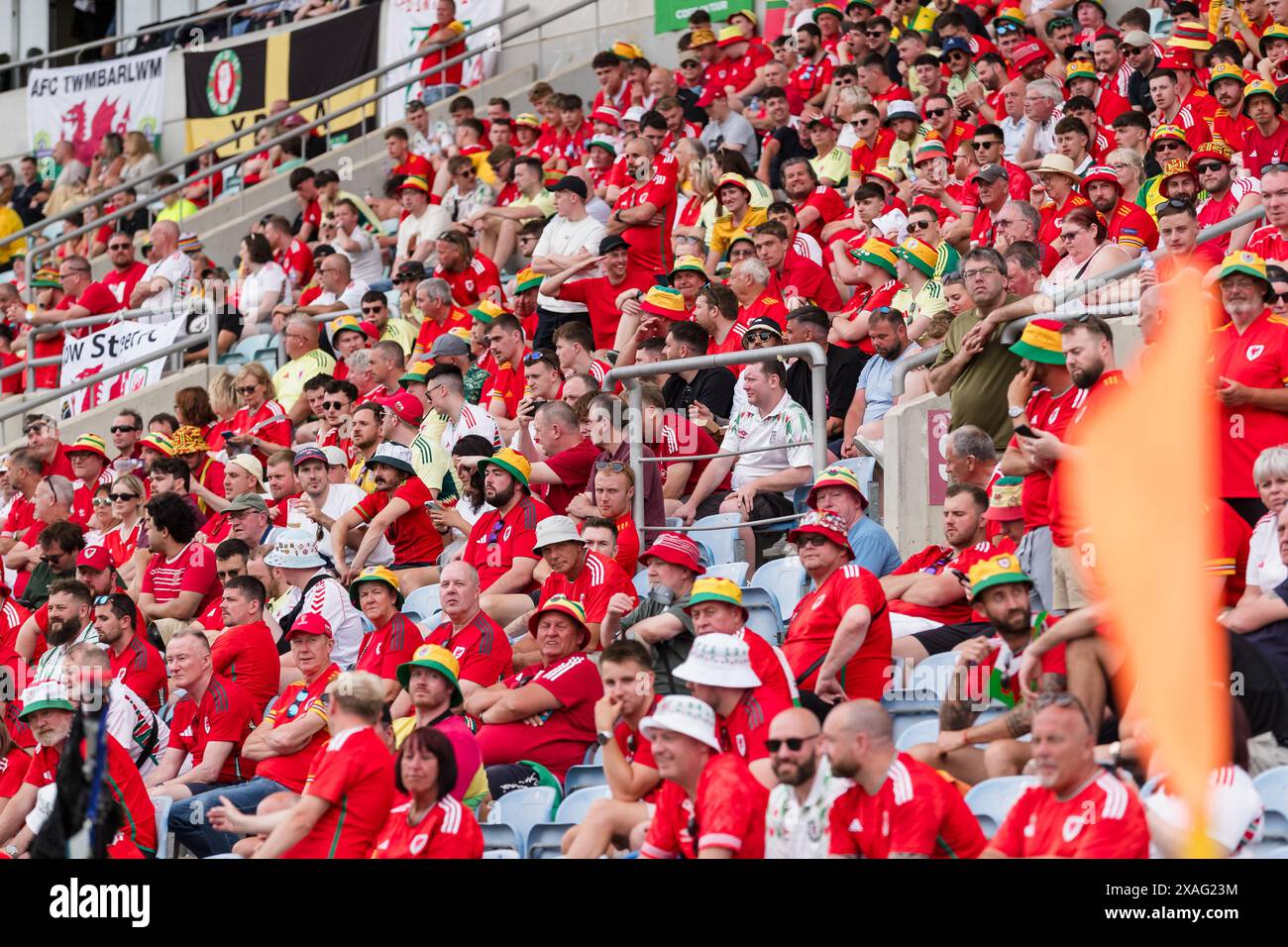 ALGARVE, PORTUGAL - 06 JUNE 2024: Welsh fans during the international ...