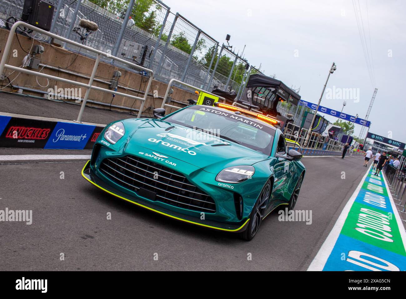 Safety Car - Aston Martin Vantage on pitlane - track atmosphere during ...