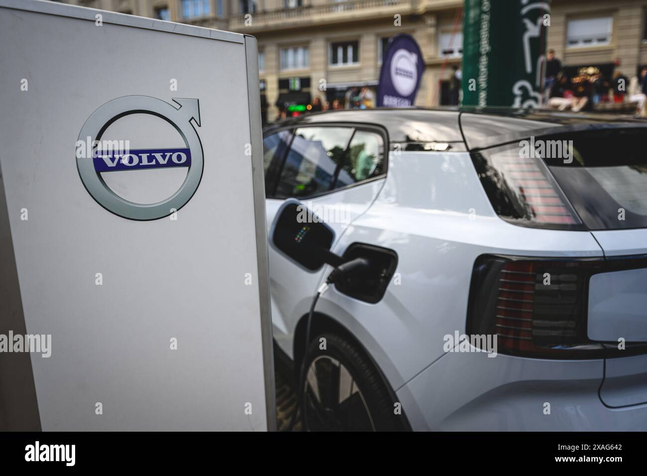 Volvo electric car hi-res stock photography and images - Alamy