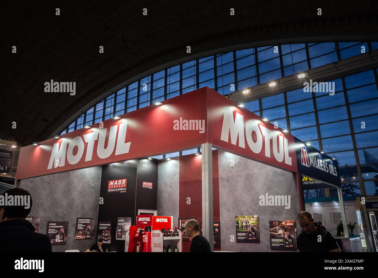 Fluid s logo hi-res stock photography and images - Alamy