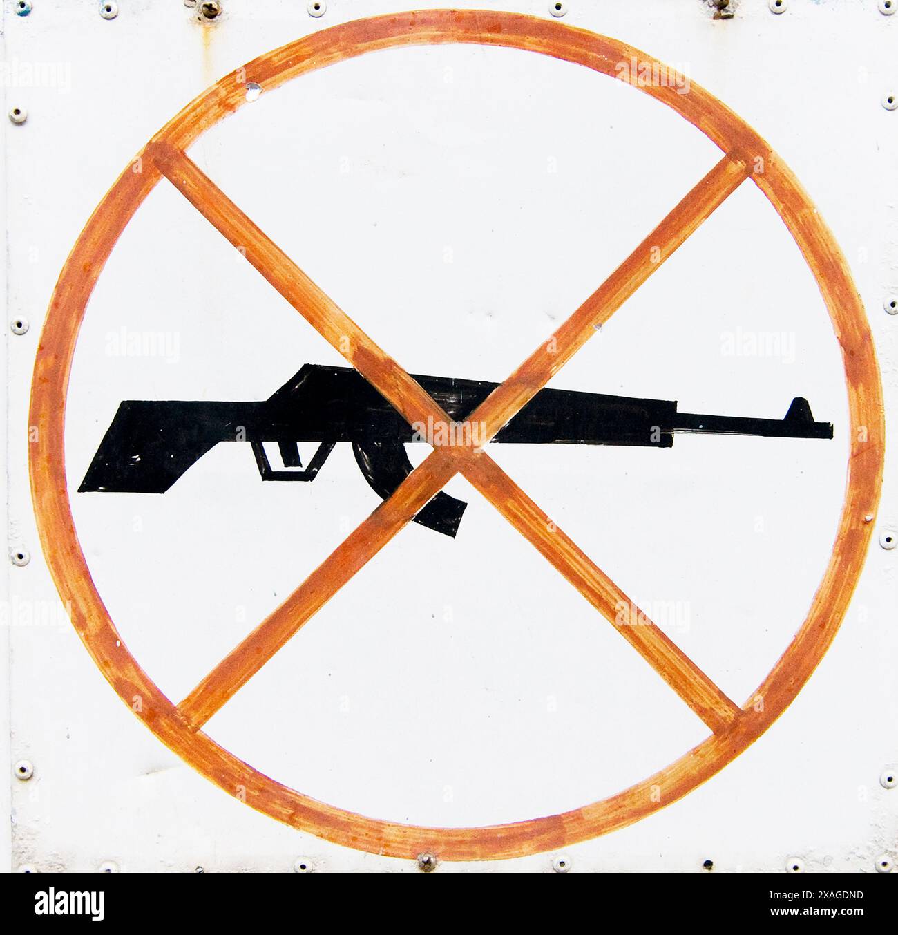 No Guns. signs seen in Jaffna, Sri Lanka Stock Photo - Alamy