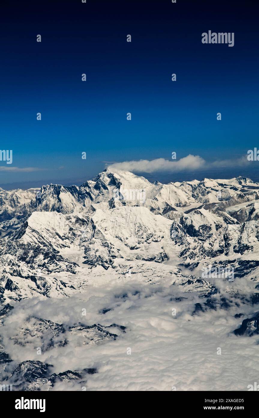 Mt everest aerial hi-res stock photography and images - Alamy
