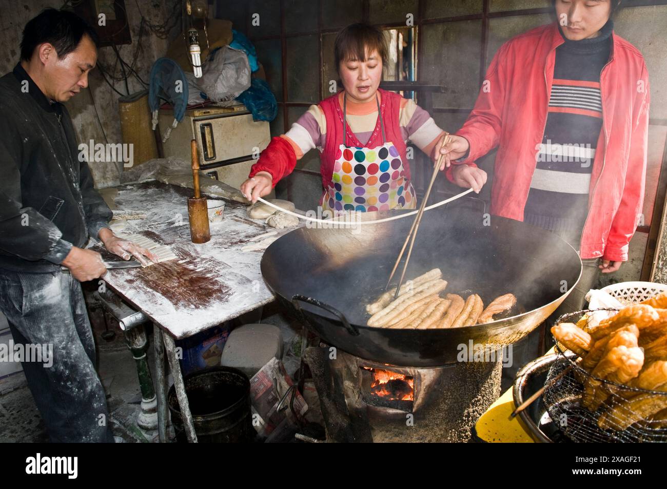 You tiao, you char kway, or yau ja gwai are local names for fried ...