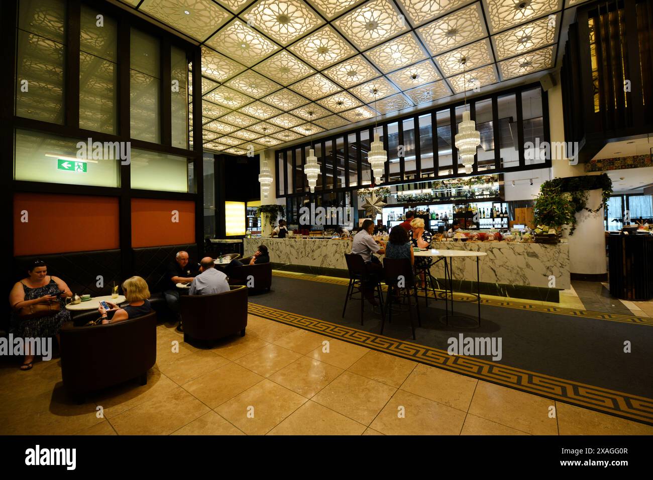 Italian restaurant interior design hi-res stock photography and images ...