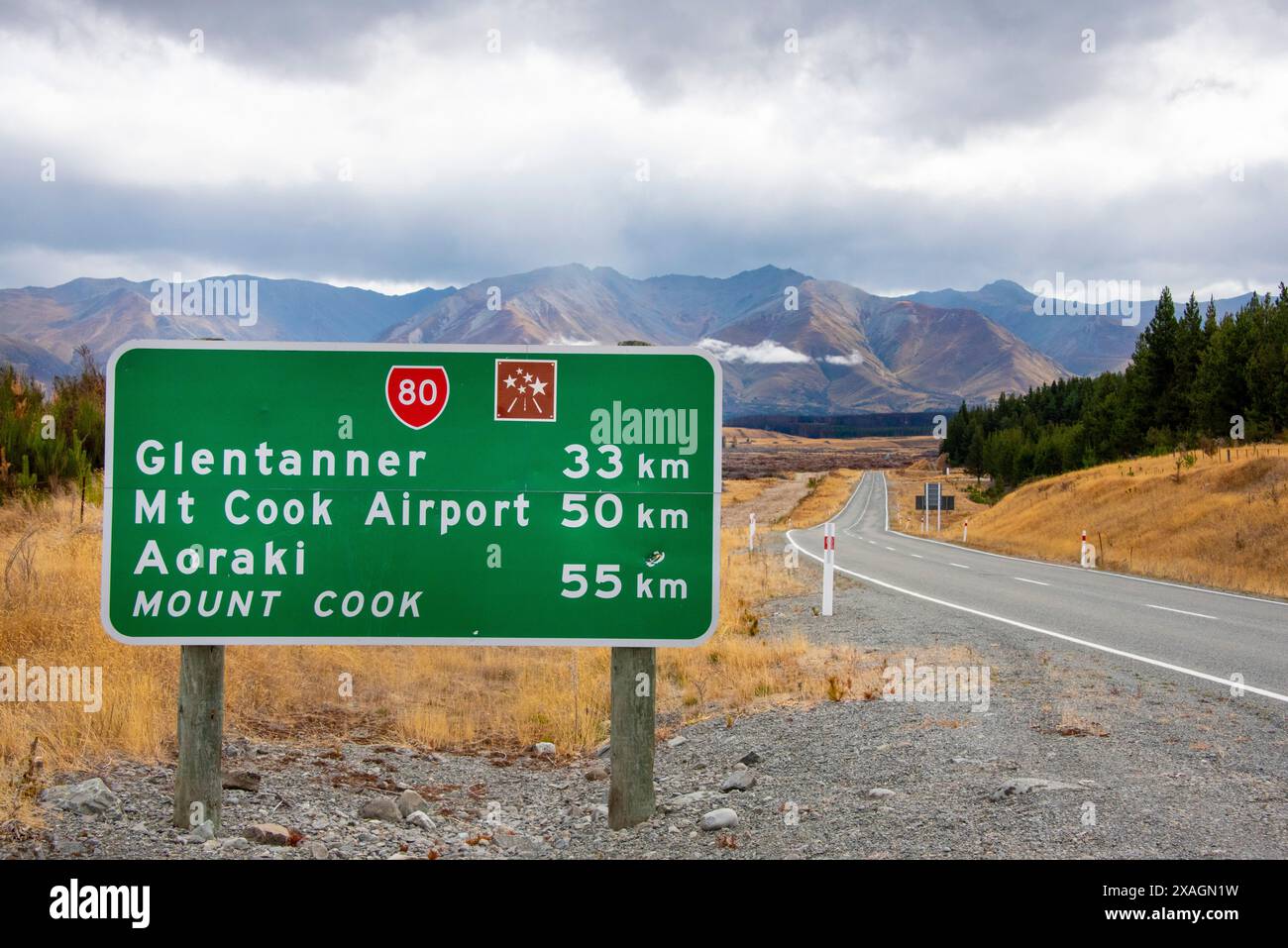 New zealand peak sign hi-res stock photography and images - Alamy